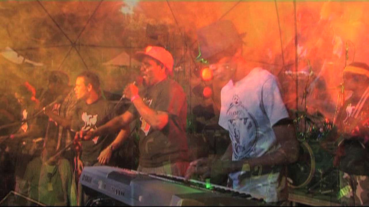 Bush Bands Bash 2010: Tjupi Band